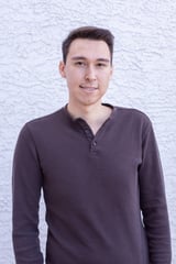 Model Lifecycles in the AI Era: LLMOps vs MLOps